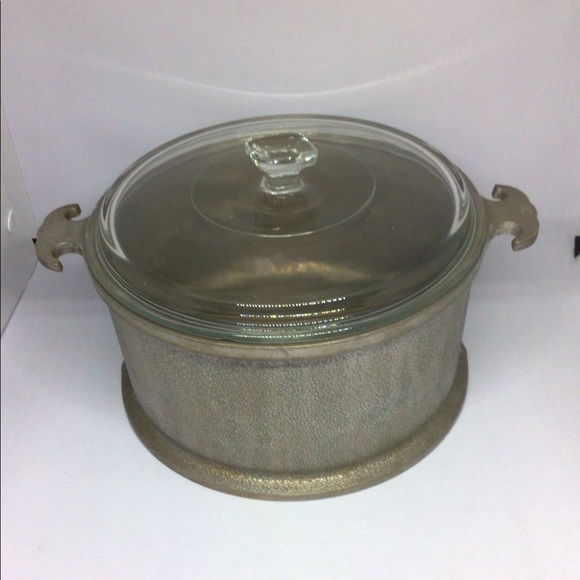 Vintage | Kitchen | 93s 9in Cast Aluminum Guardian Service Bakeware ...
